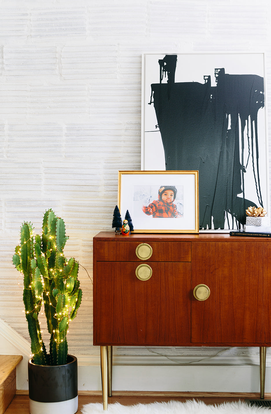 How to Frame a Canvas | Framebridge Custom Framing