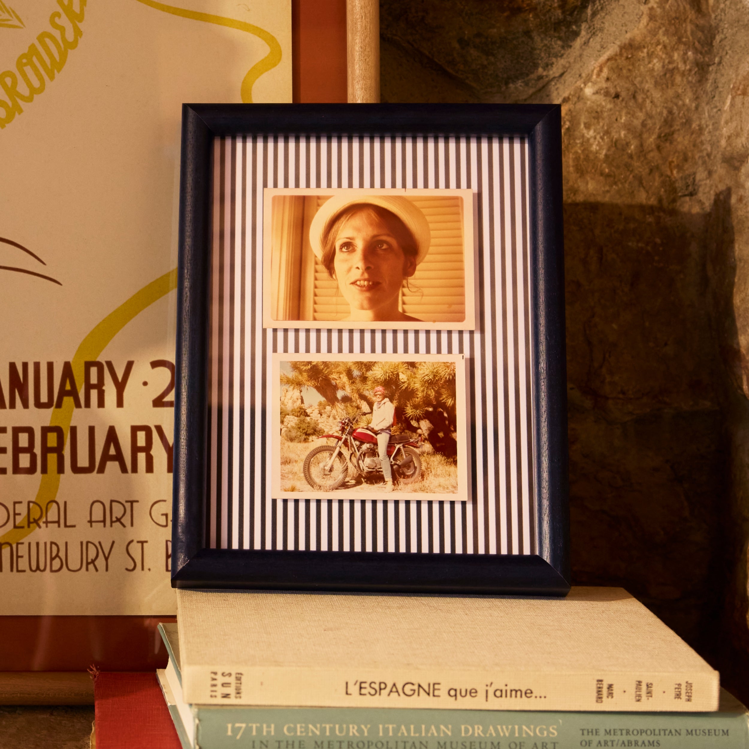 Indigo Walnut Round with Navy Striped Mat – Framebridge