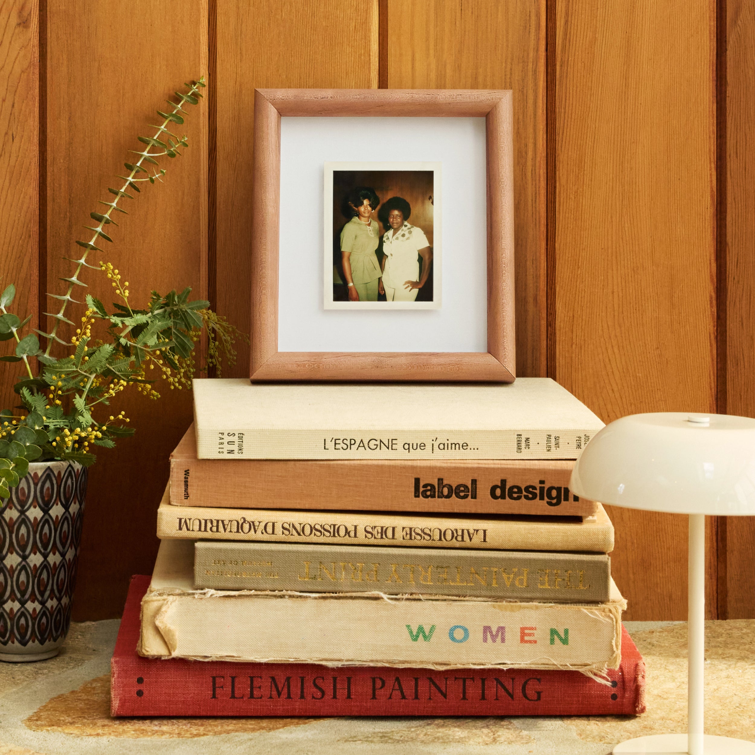 Cherry Round Wood Frame & Handcrafted Picture Frame – Framebridge