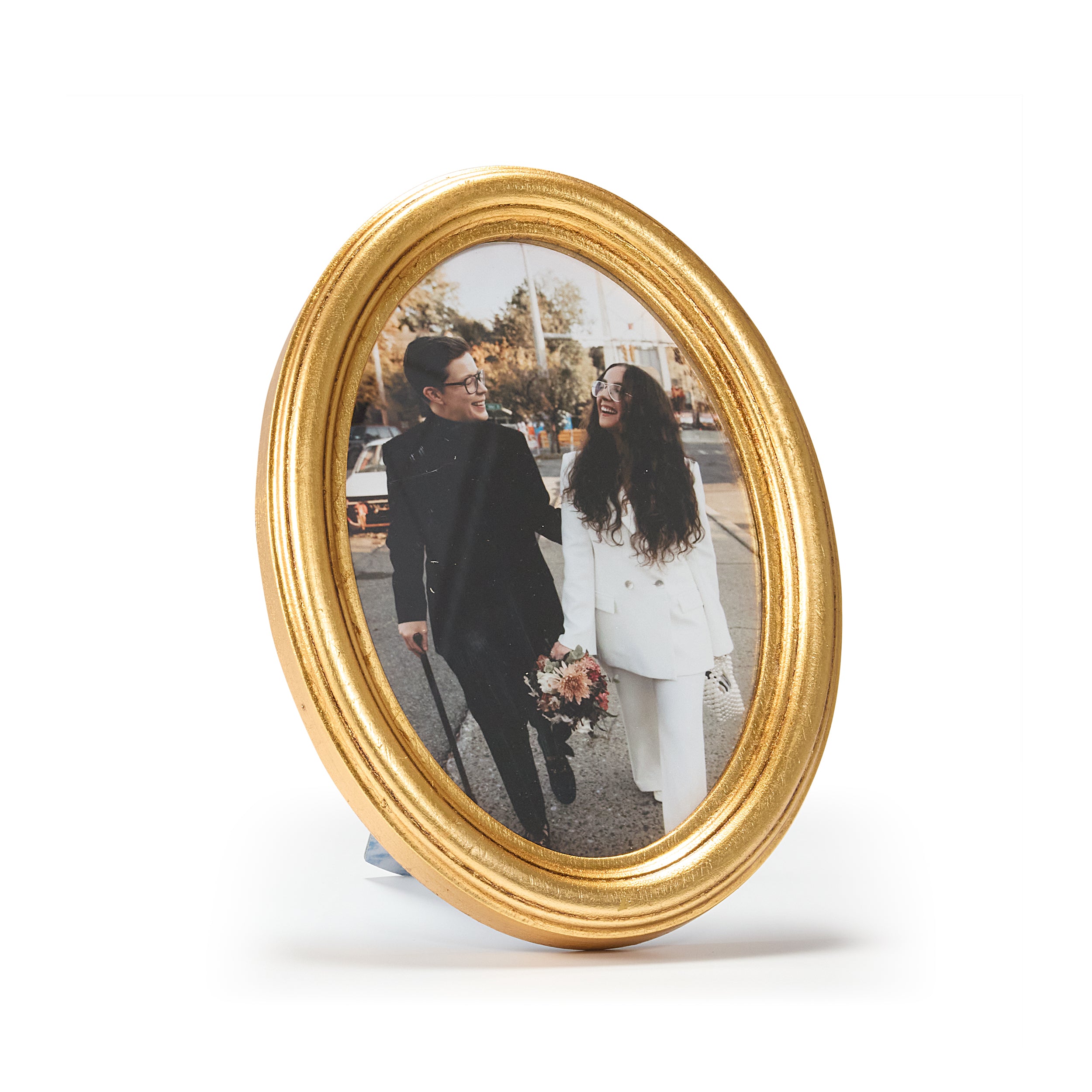 Antiqued Oval Tabletop Frame - Gold – Framebridge
